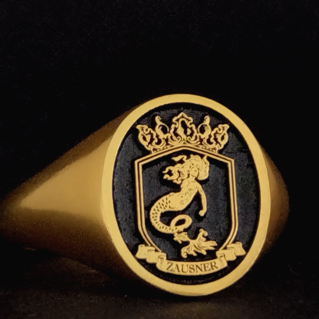 Custom Made Family Crest Signet Ring, Personalized Coat of Arms Ring ...