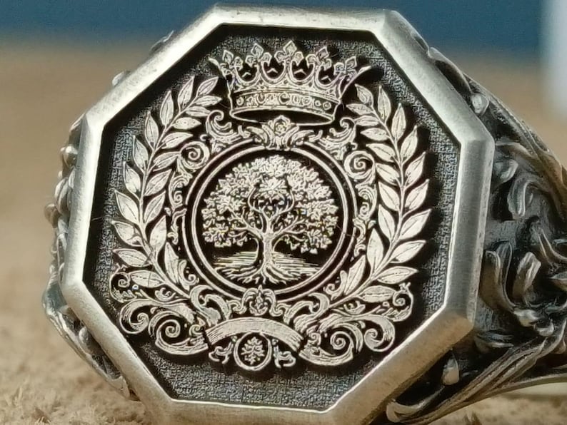 Custom Family Crest Signet Ring: Sterling Silver Coat of Arms - Etsy