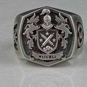 Custom Family Crest Signet Ring: Sterling Silver Heraldic Wappen Ring ...