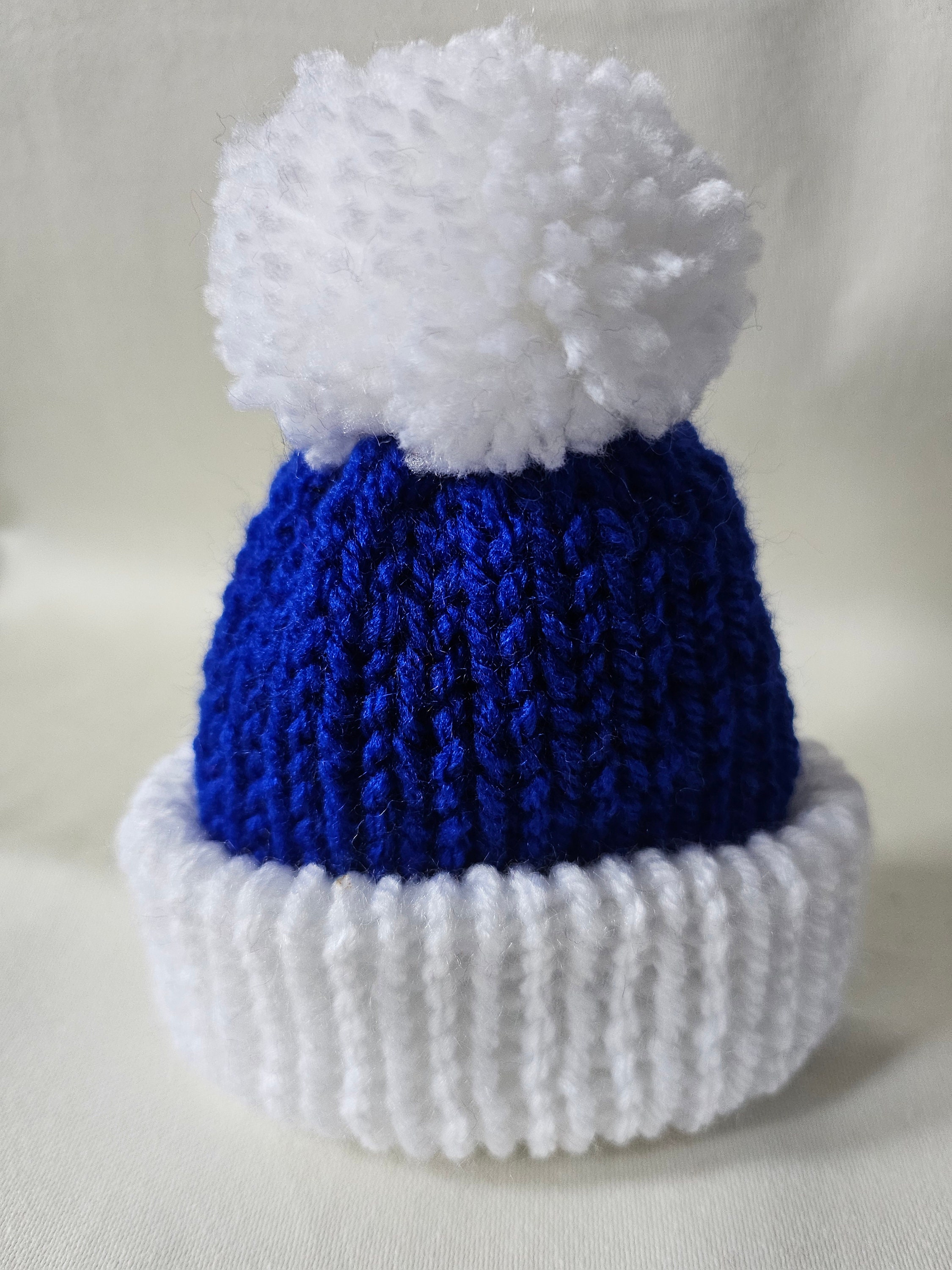 Chelsea FC / Leicester FC - Knitted Christmas Santa Bobble Hat ...