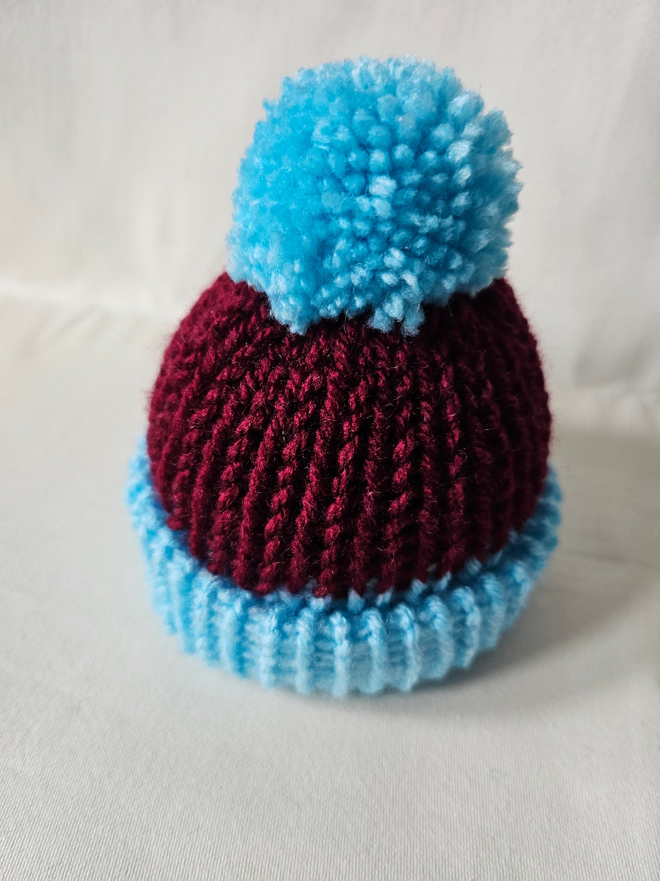 Aston Villa / West Ham United / Burnley FC - Christmas Santa Bobble Hat ...