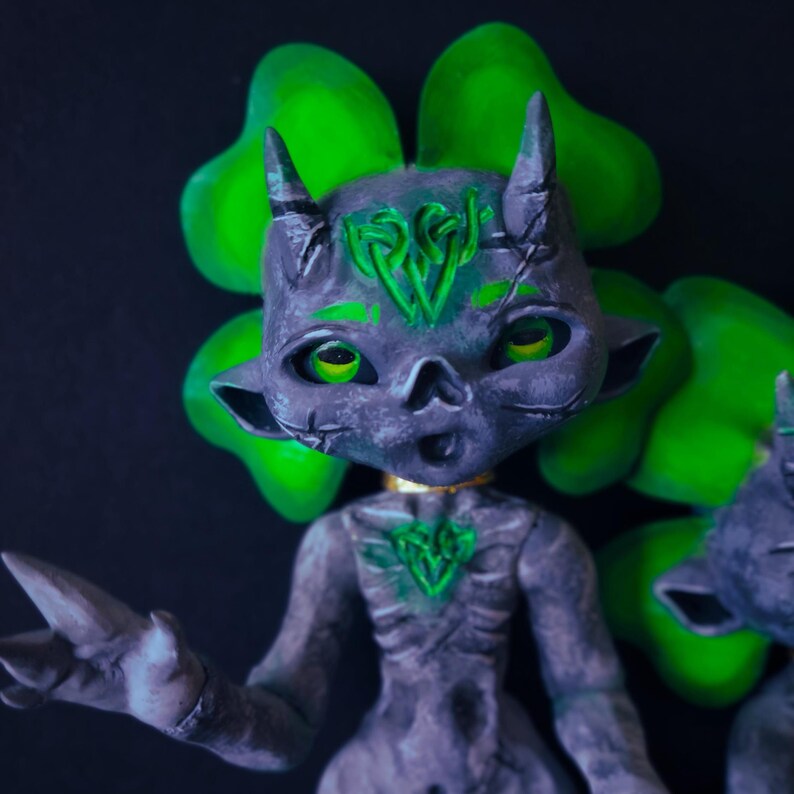 Mini Shamrock Stone Art Doll - Etsy