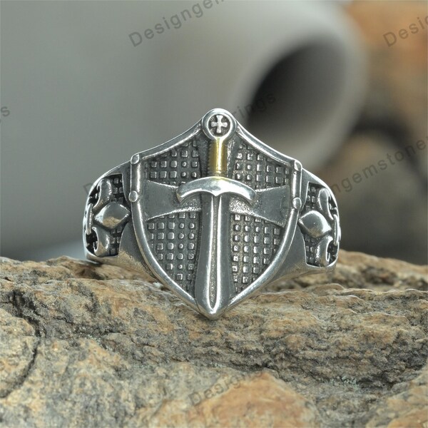Knight Templar Ring - Etsy