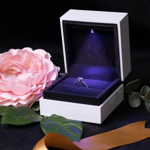 LED Light up Ring Box, Jewelry Box, Proposals, Engagement Ring, Wedding ...
