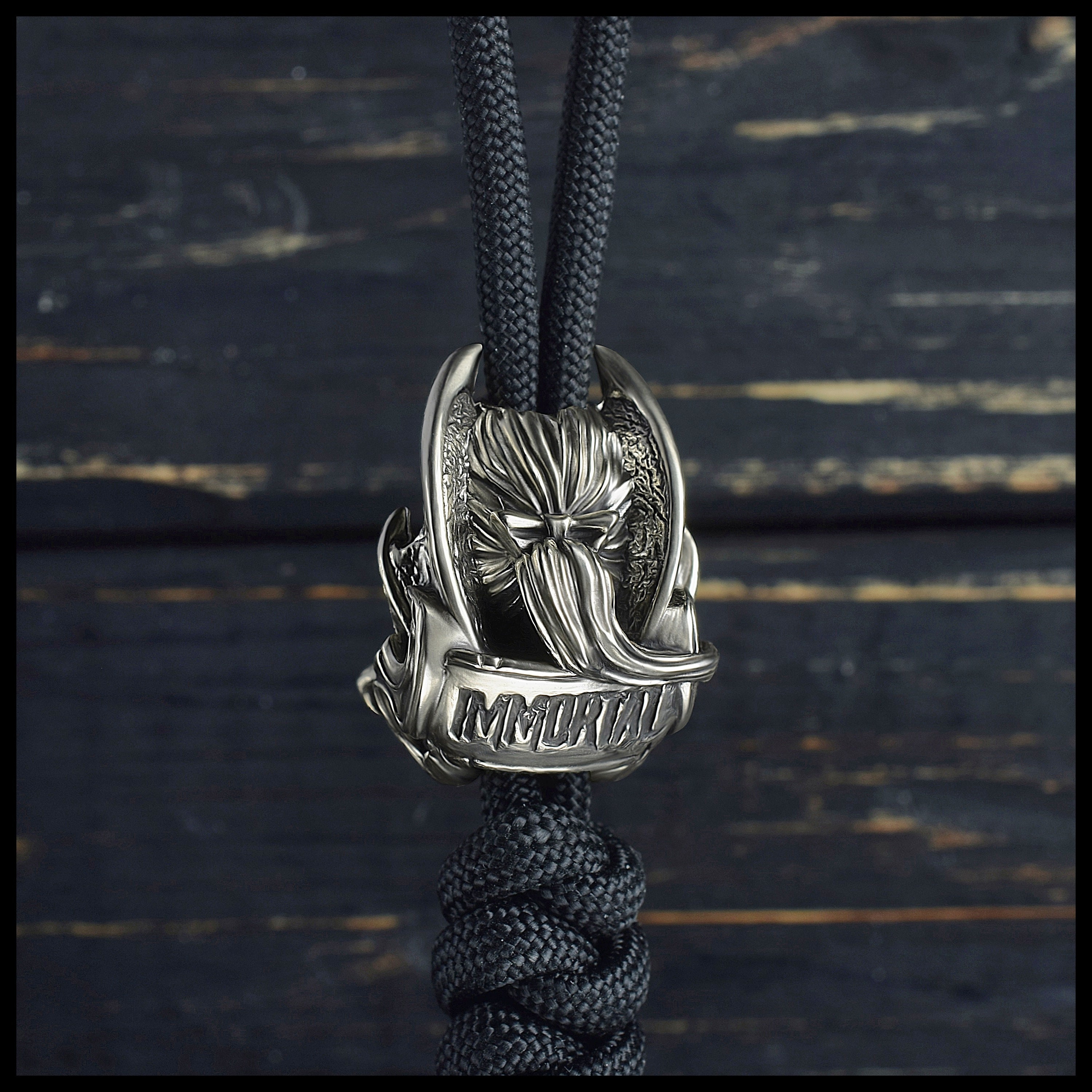 Vampire Skull PARACORD KNIFE BEAD Dracula Count With Cross Gothic Biker ...