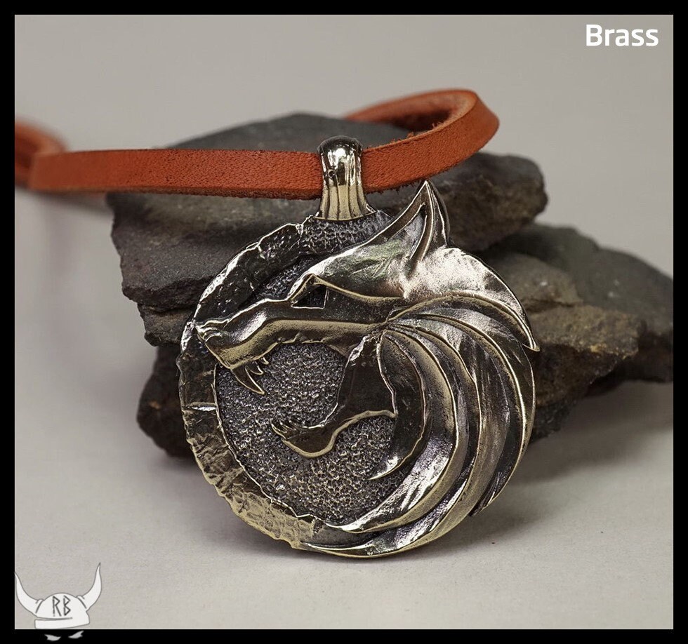 Rivia Geralt Witch Hunter Medallion Pendant, Gwynbleidd Witch Round ...