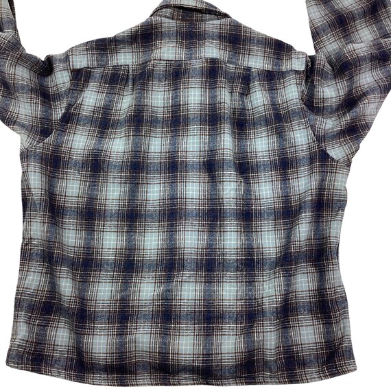 Vintage Pendleton wool plaid flannel. Made in the USA… - Gem