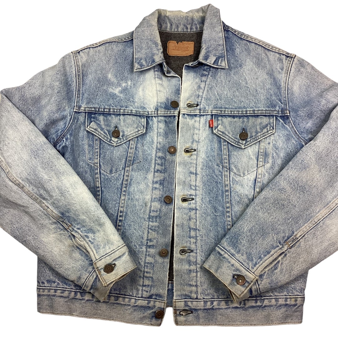 Vintage Levis Blanket Lined Light Wash Denim Jacket. Made in the USA. 80s/90s. Measures as a ...