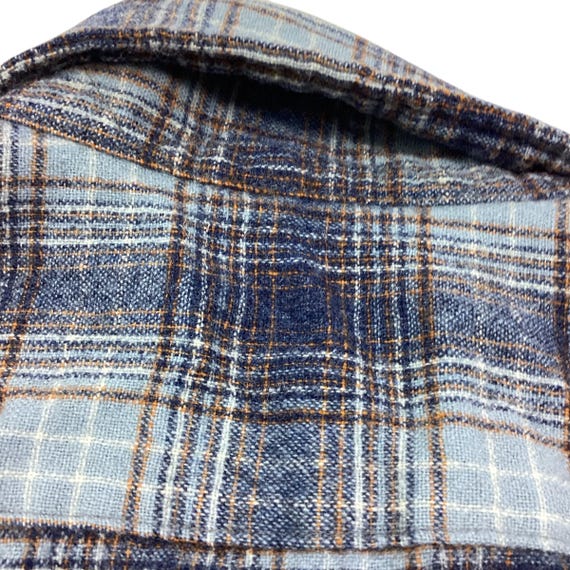 Vintage Pendleton wool plaid flannel. Made in the USA… - Gem