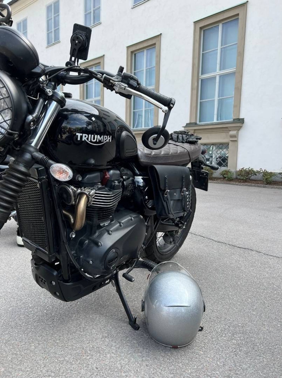 Triumph Bonneville Scrambler Left Side Bag. Black. Handmade in Italy ...