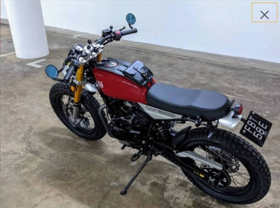 Mutt Akita 125 and Mutt Razorback Black Leather Tank Belt and Documents ...