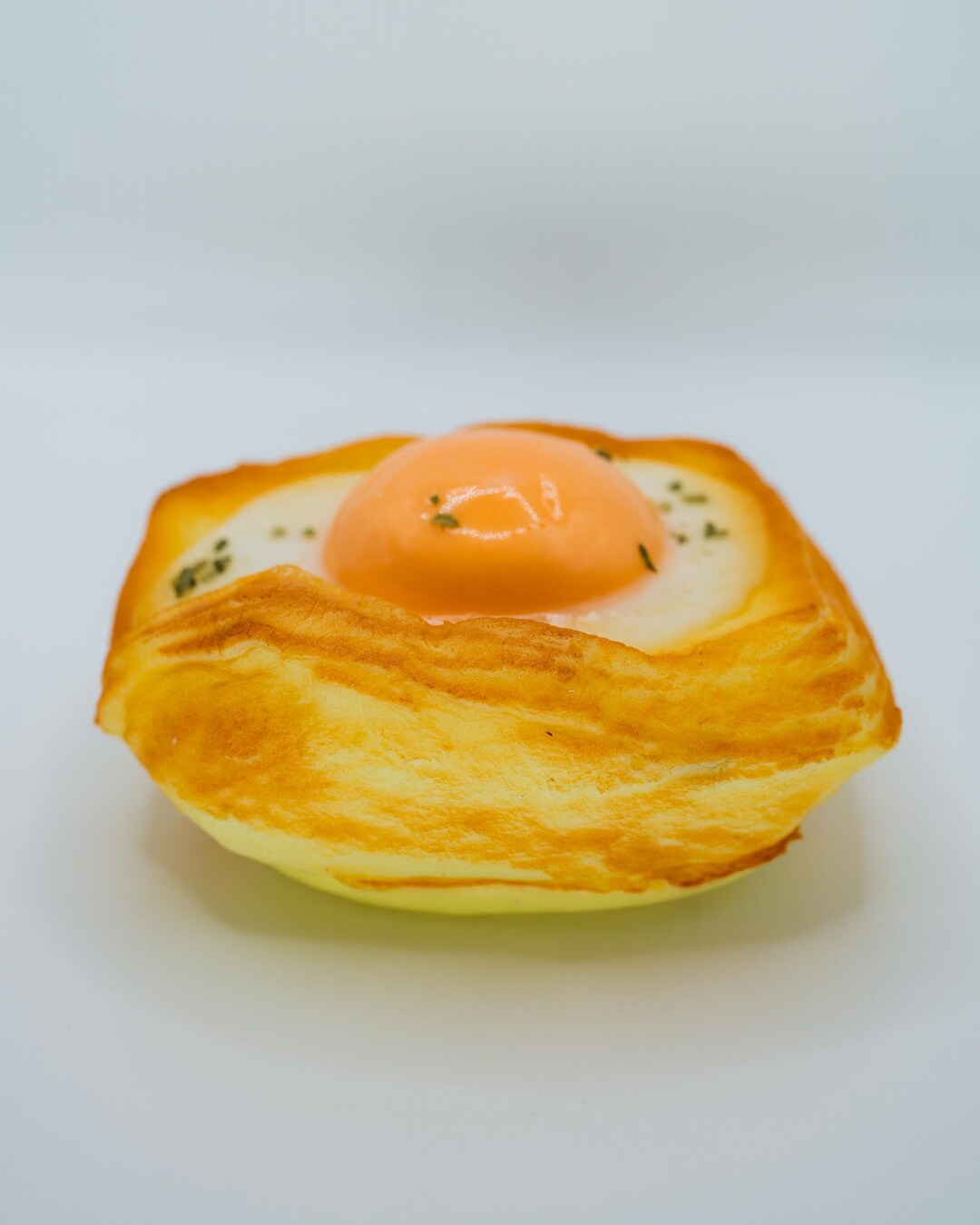 Soft and Slow-rising Bread Toy - Crispy Fried Egg With Paper Bag ...