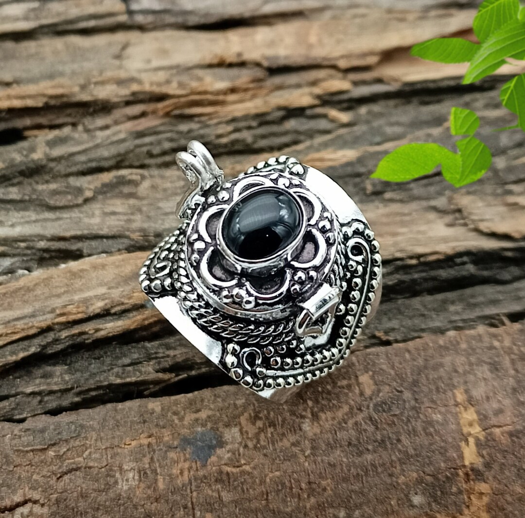 Black Onyx Poison Ring, 925 Sterling Silver Ring, Handmade Ring ...
