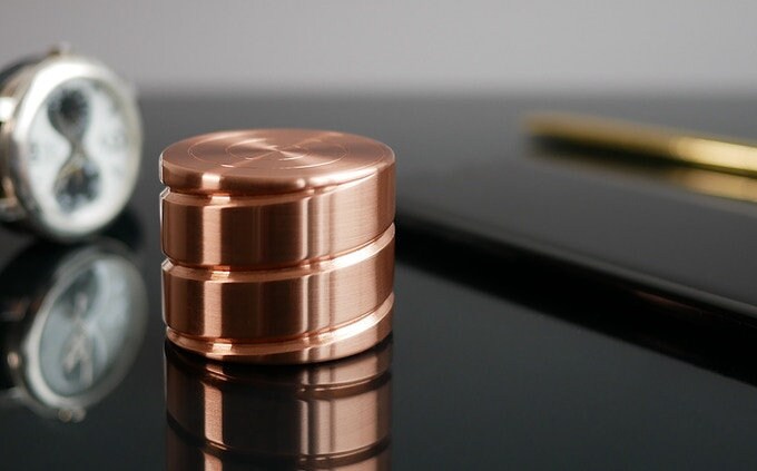 Desktop Decompression Rotating Cylindrical Gyroscope Office Desk Fidget ...