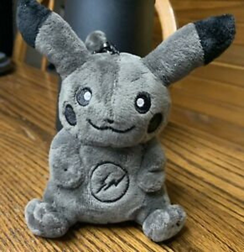 Limited Edition Pokemon Thunderbolt Pikachu Plush Toy Keychain Action ...