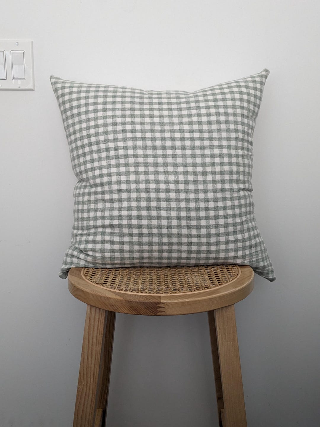 PAT || 20x20 Gingham Pillow Cover - Etsy