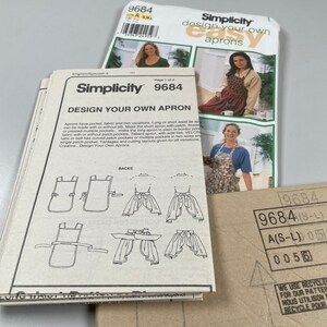 Simplicity 9684 FF Design Your Own Aprons S,M,L. Sweet Set of Aprons ...