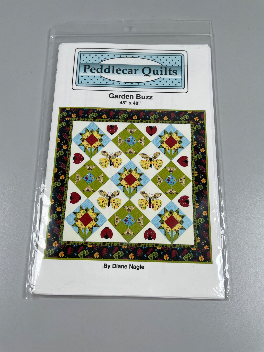 Garden Buzz 48x48 Cute Quilt. Wall Art. All Instructions and - Etsy