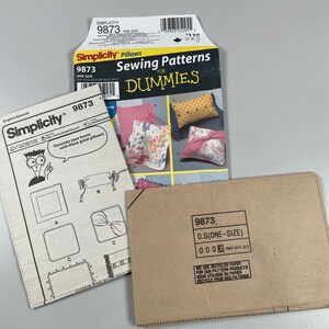 Simplicity 9873 FF Uncut Six Pillow Patterns. Decorate Your Home With ...