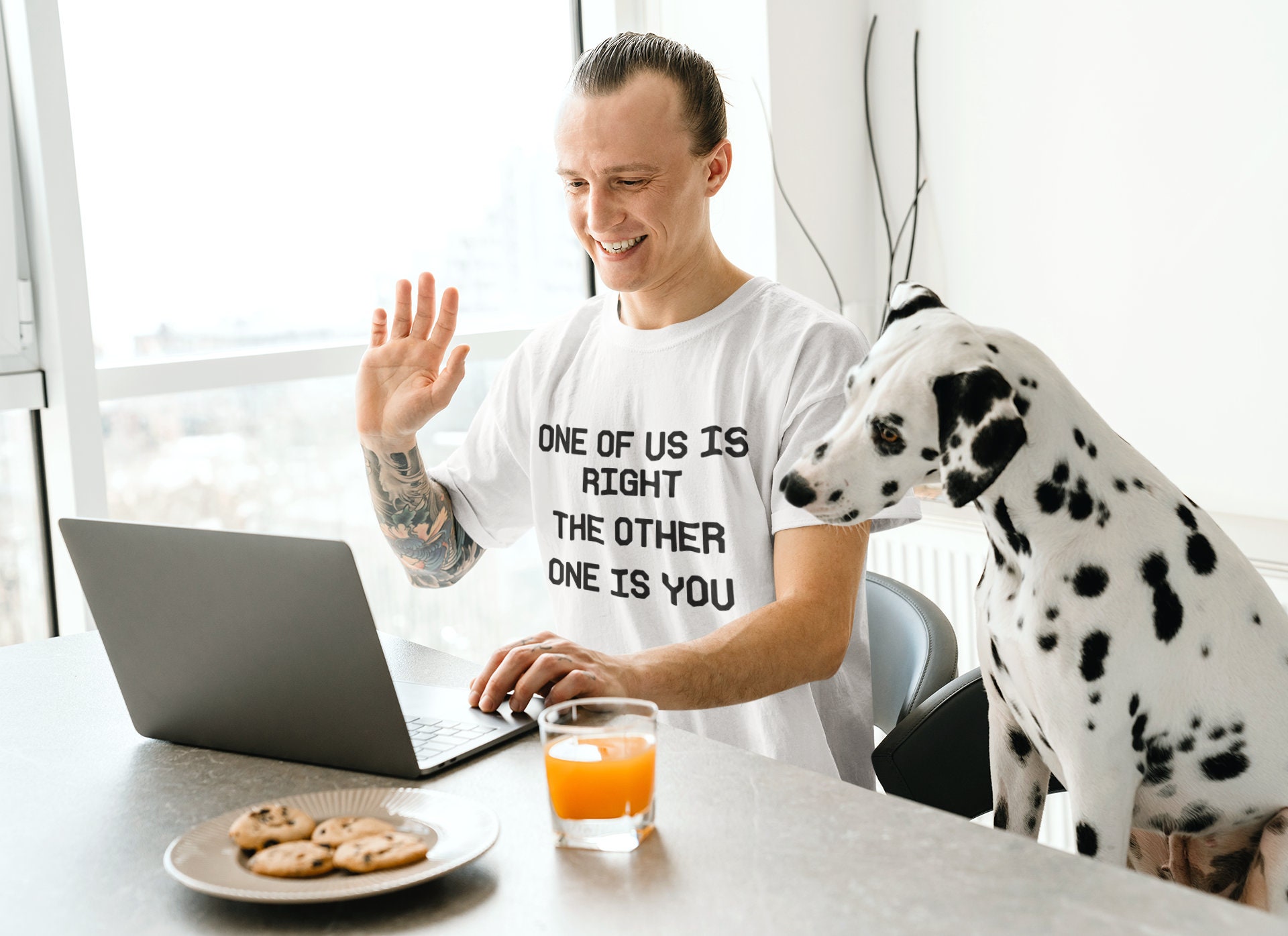 One of Us is Right..., Funny Printed Personalized T-shirt - Graphic ...