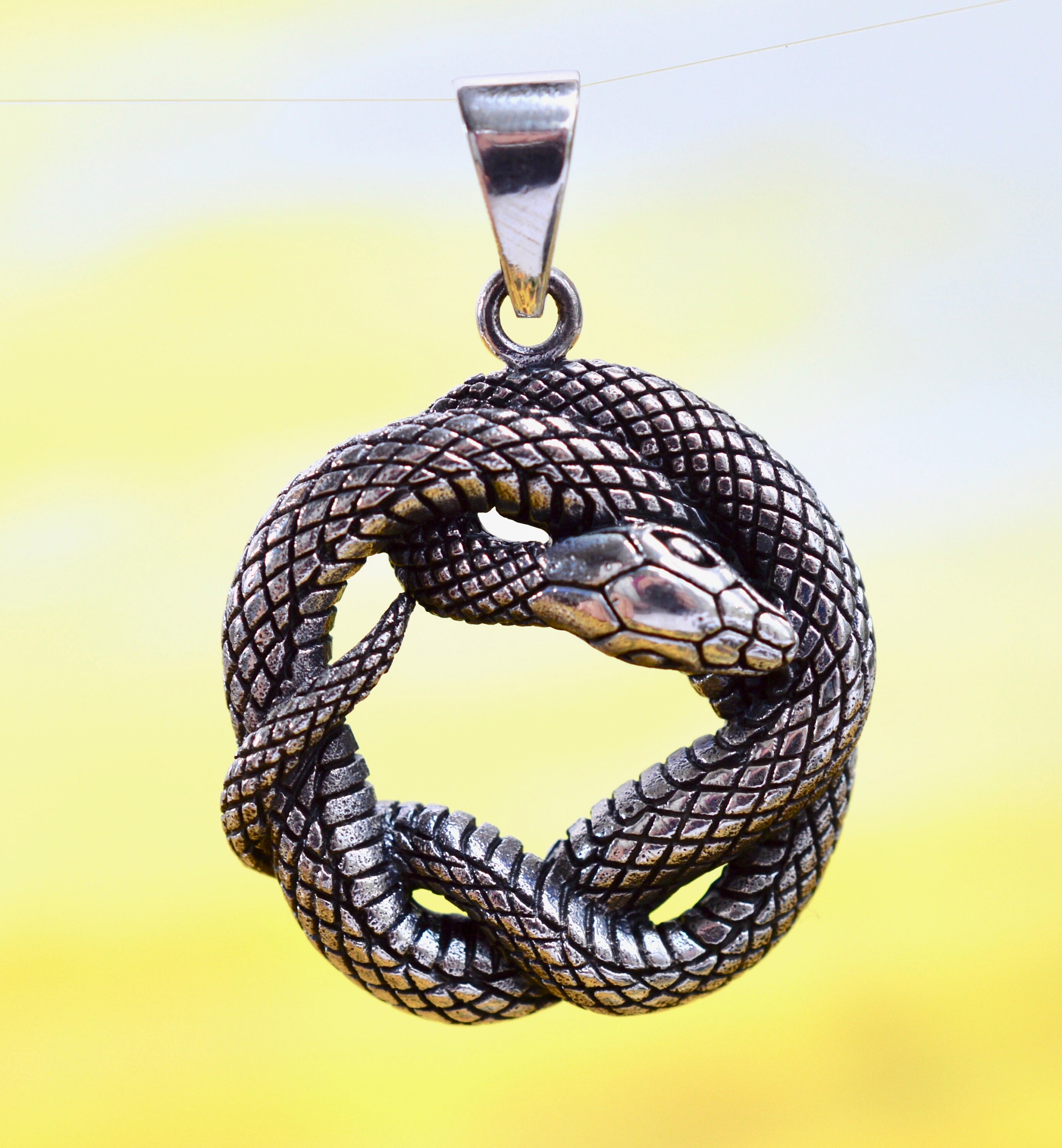 Sterling Silver 925 Curling Snake Pendant in Gift Box ( Weighs 8 Grams ...