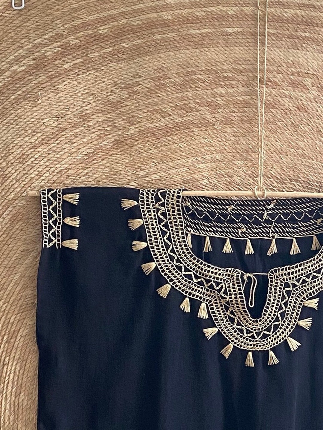 PIC Black and Tan San Juan Chamula Blouse • Size M • Hand Embroidered • Chiapas, Mexico - Etsy