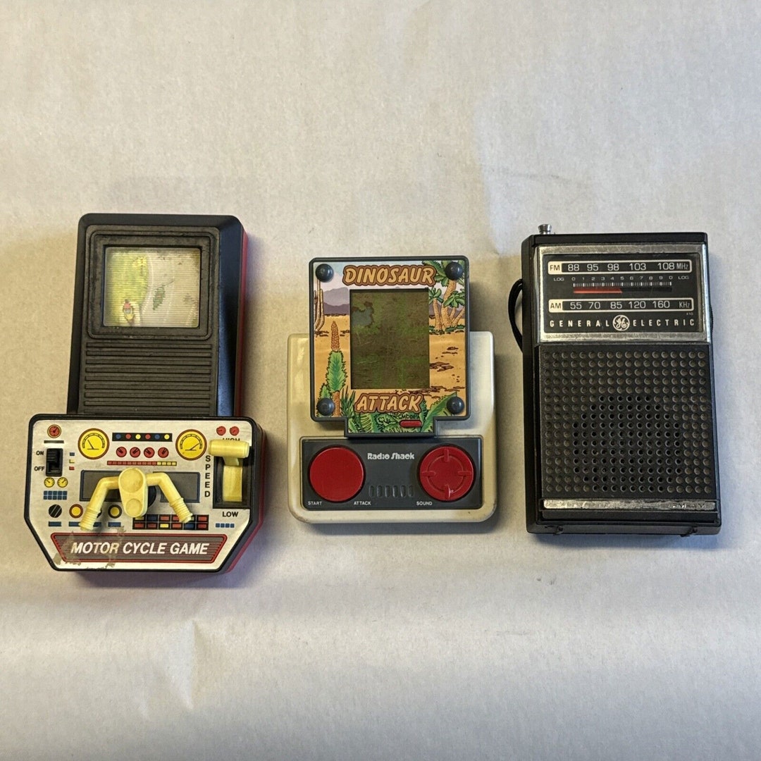 Vintage Radio Shack Dinosaur Attack Handheld Electronic Video Game ...