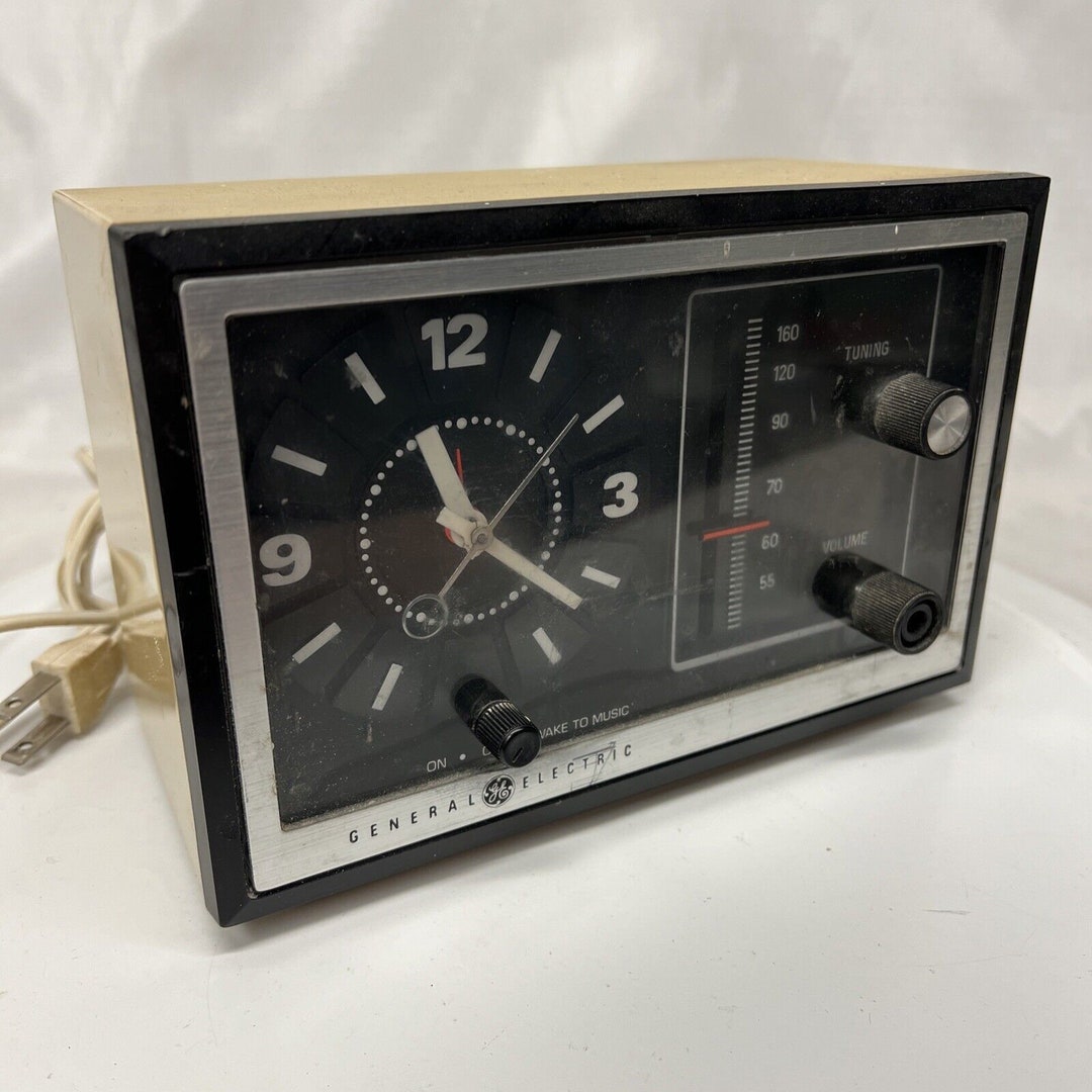 Vintage 1976 GE Clock Radio Alarm Model 7-4725 Beige AM Alarm - Etsy