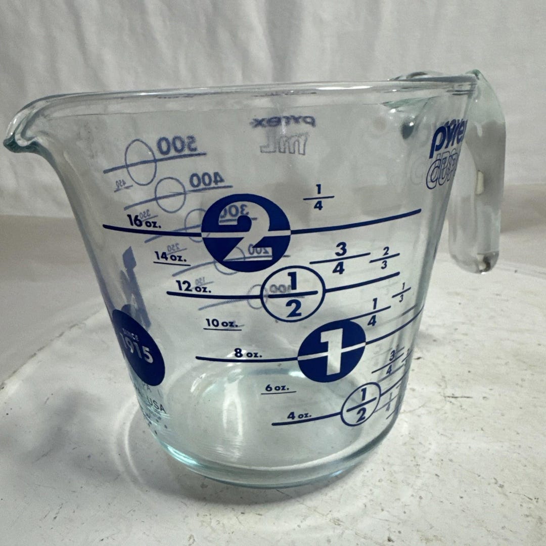 PYREX 100th Anniversary Limited Edition 2 Cup/ 500ml Measuring Cup BLUE ...