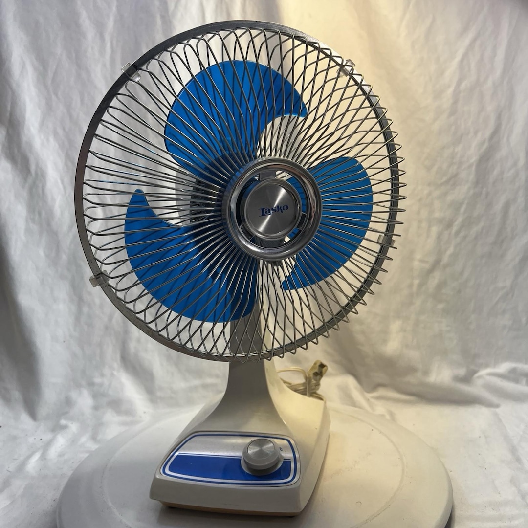 Vintage 1980s Lasko 12” Blue Blades Galaxy Style Oscillating Fan Works ...