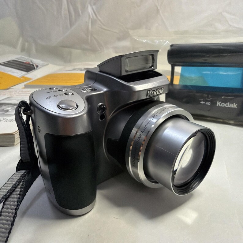 Kodak Easyshare Z740 Silver Digital Camera and Printer Dock and Paper ...