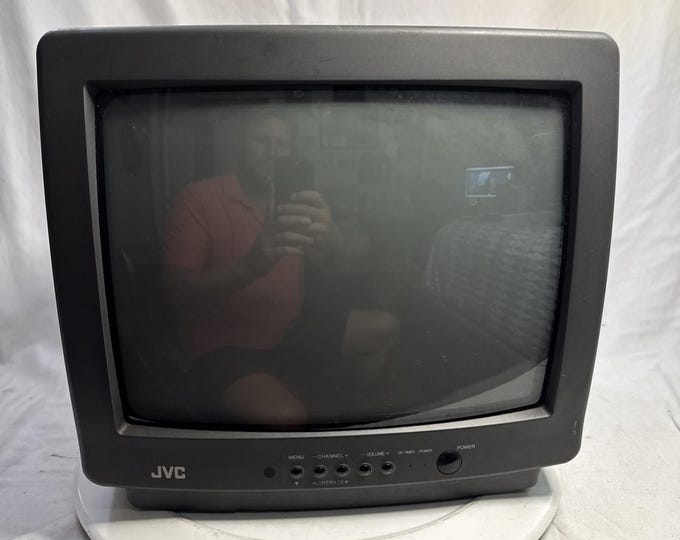 Jvc C-13710 Vintage Television With Rf and Composite - Retro Gaming Tv ...