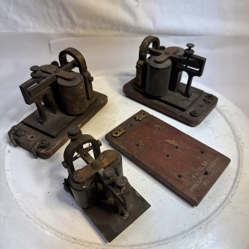 Alissa P14 Telegraph Model - Etsy Canada