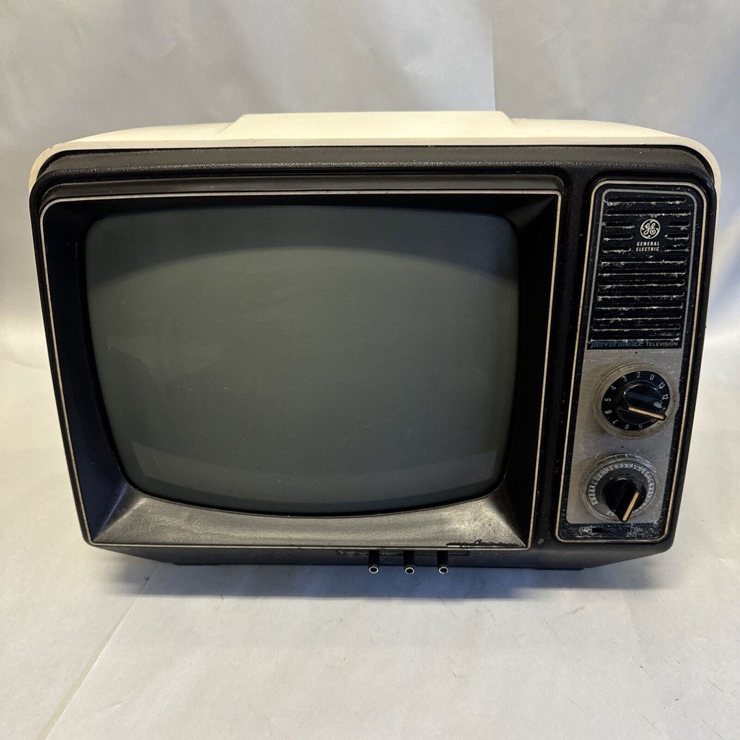Vintage 1975 GE General Electric performance Television 12XB9104V - Etsy