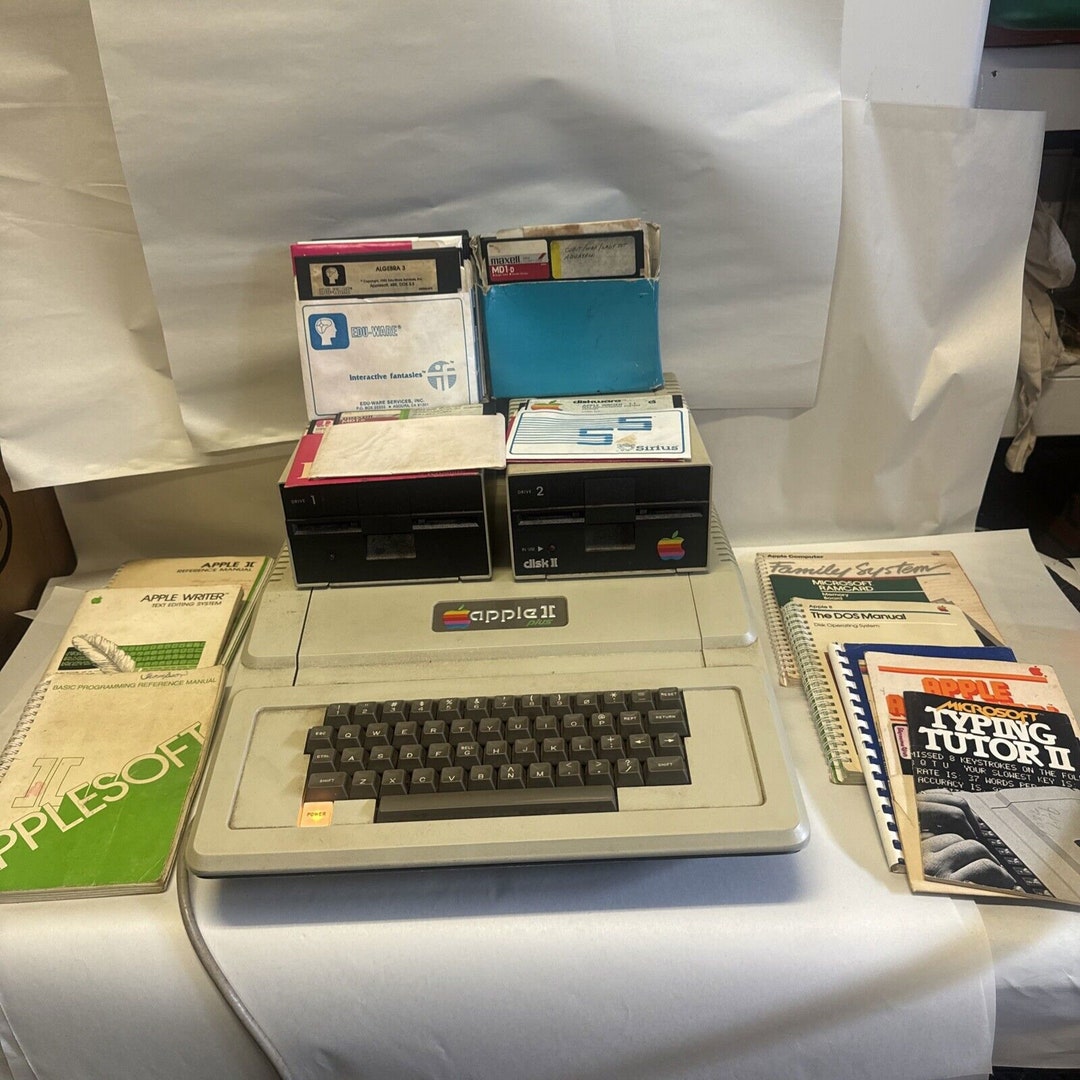 Apple Ii Plus Computer Very Rare Vintage Model A2s1048 Manuals and ...