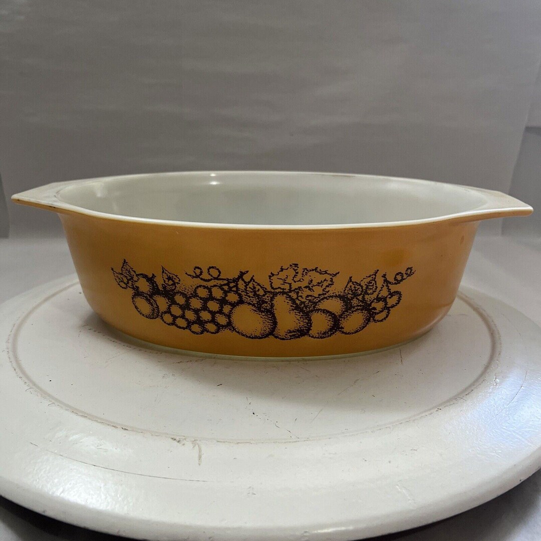 Vintage Pyrex Old Orchard 1970's 2 1/2 QT Oval Casserole Dish - Etsy
