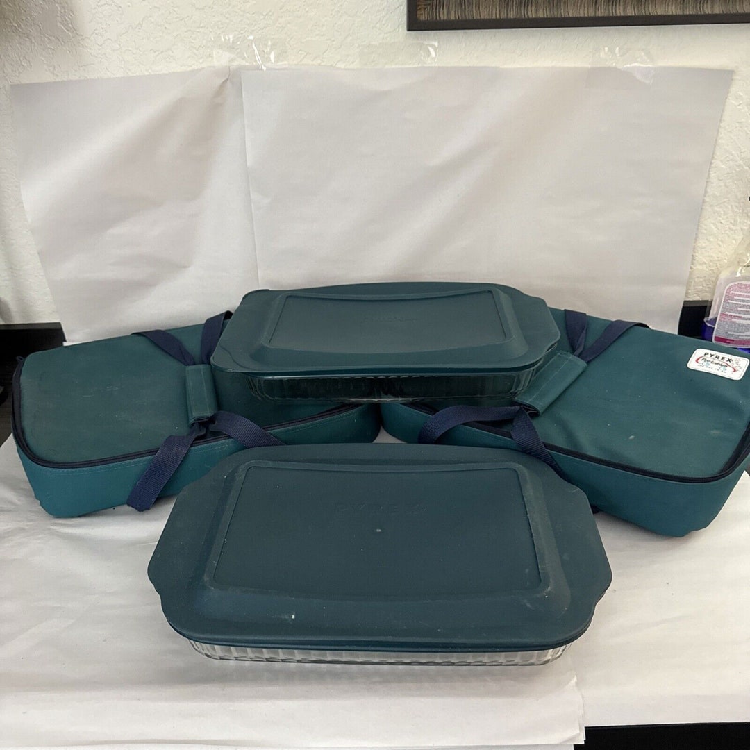 2 Pyrex Portables 3 Qt Insulated Carrier 13x9 Casserole W/ Lid Sculpted ...