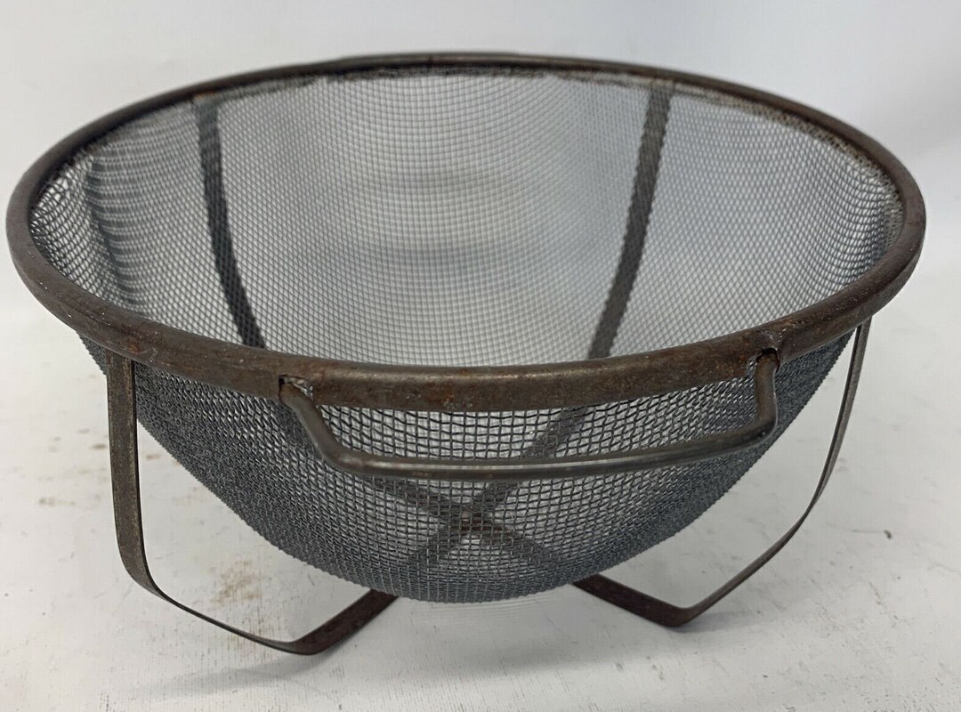 Vintage Rustic Farmhouse Wire Mesh Footed Screen STRAINER COLANDER - Etsy