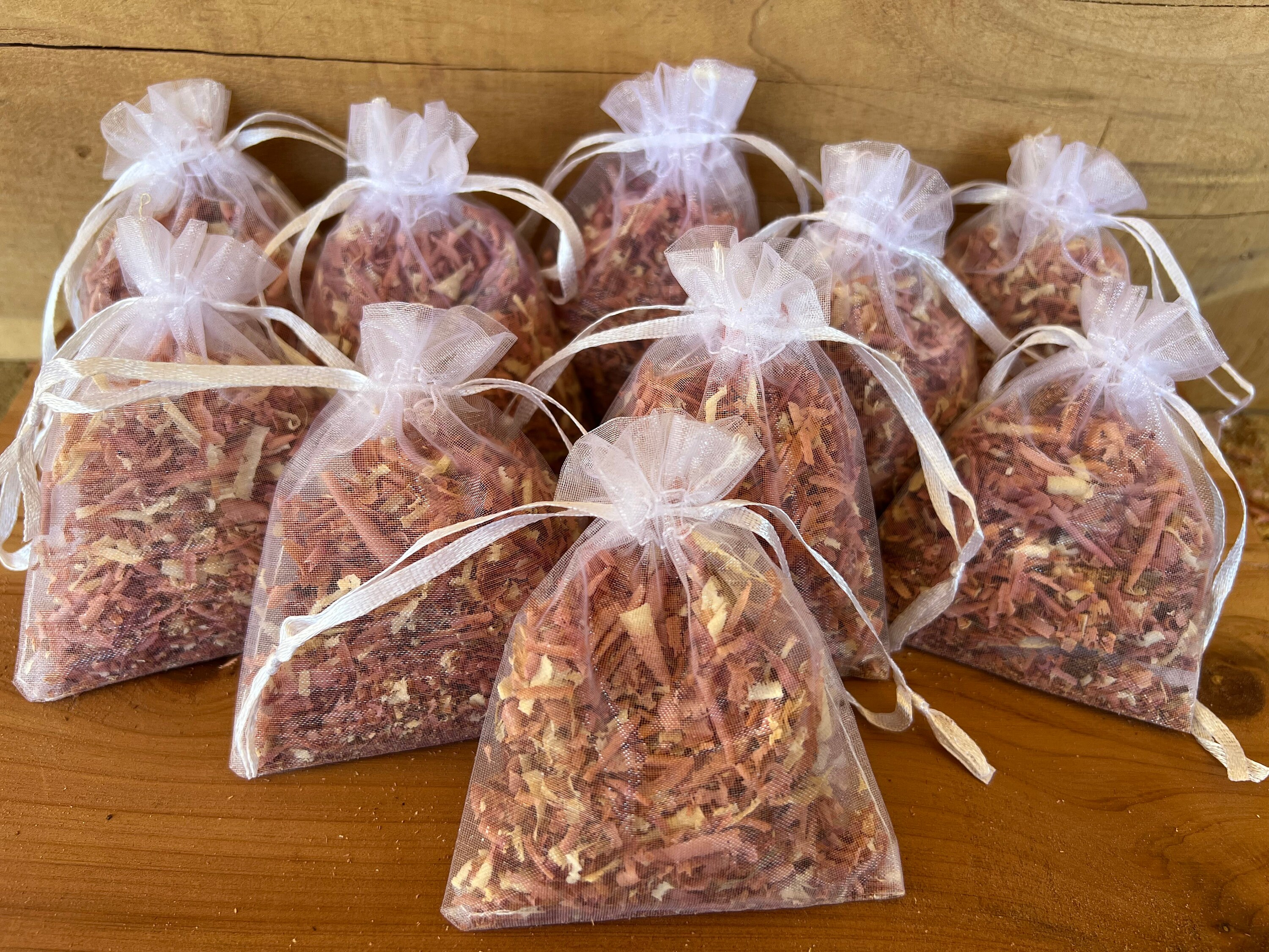 Aromatic Texas Red Cedar Sachet Bags / 10 Pk - Etsy