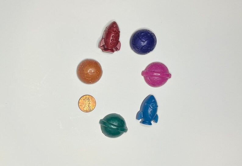 Planet/rocket Ship Shaped Crayon Set - Etsy