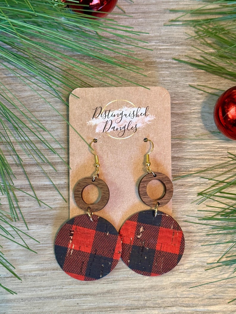 Red Buffalo Plaid Circles With Wooden Accent - Etsy
