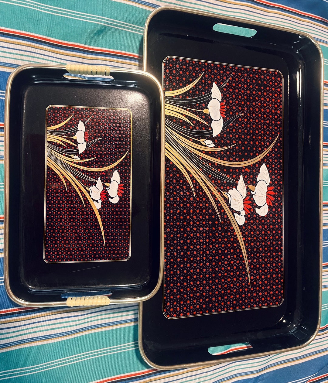 Matching Set of Vintage Trays - Etsy