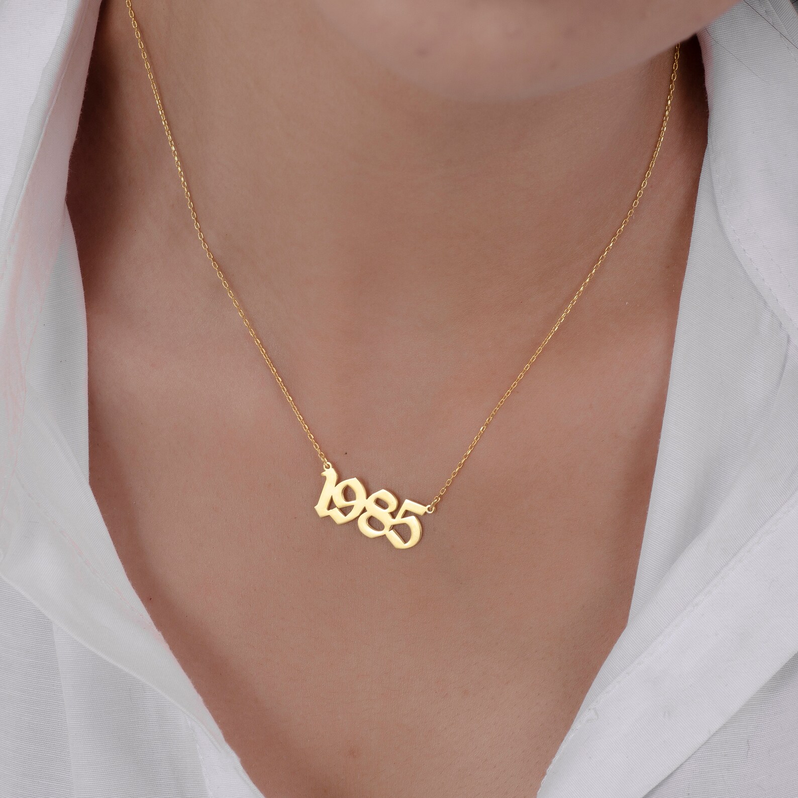 Collar conmemorativo de plata bañada en oro hecho a mano por ...