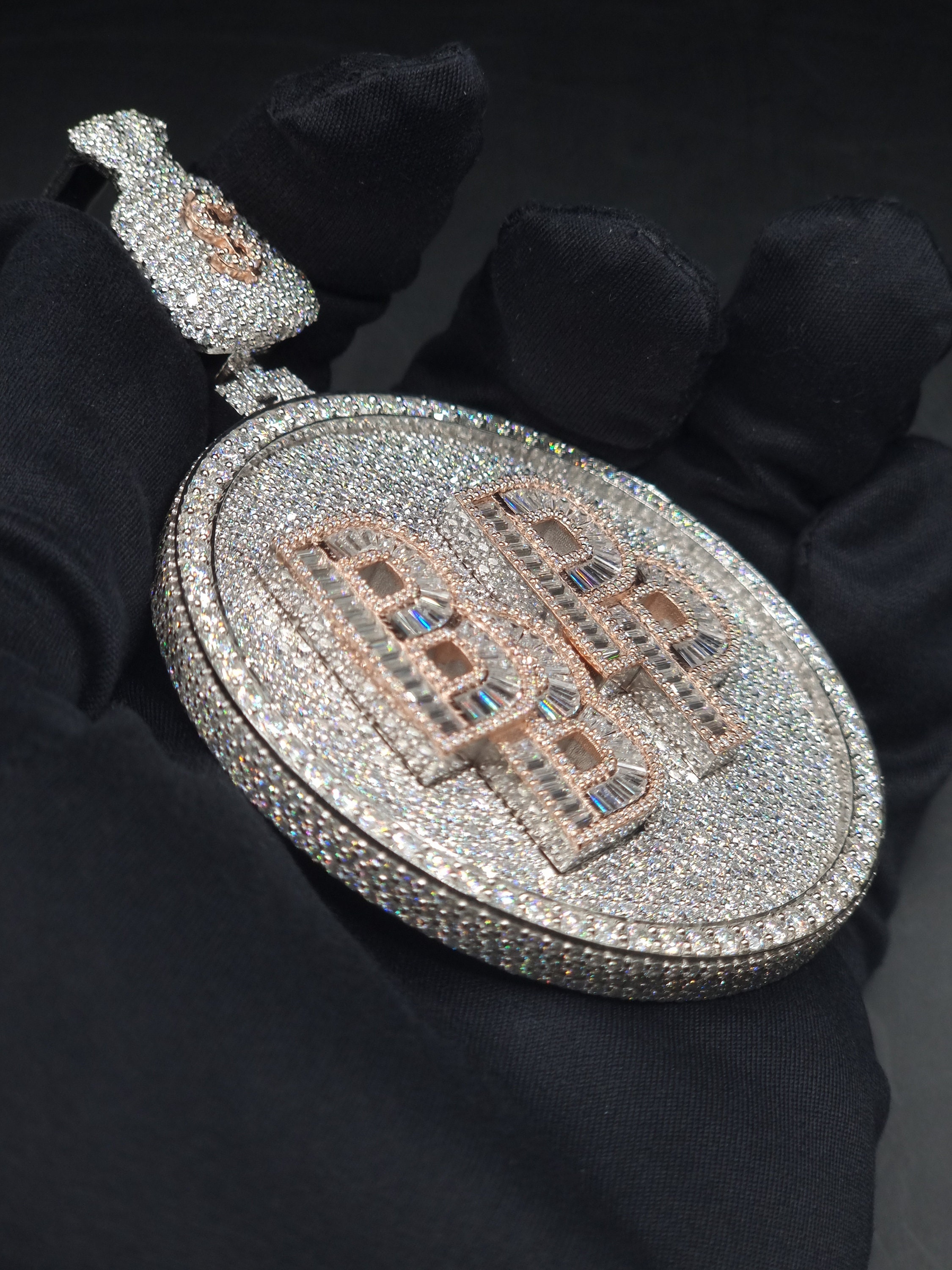 Custom Made Iced Out Hip Hop Pendant Chunky Moissanite Pendant 925 ...