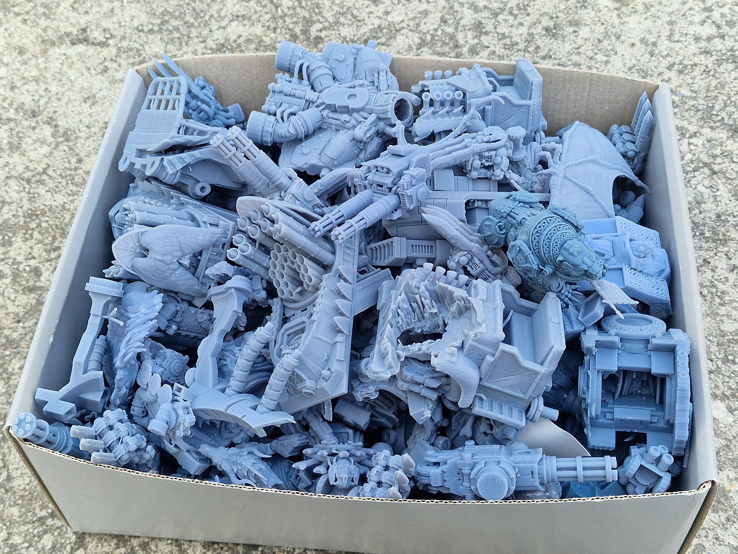 Misprint Mystery Box for Kitbashing Conversion Bits Grimdark Sci-fi ...