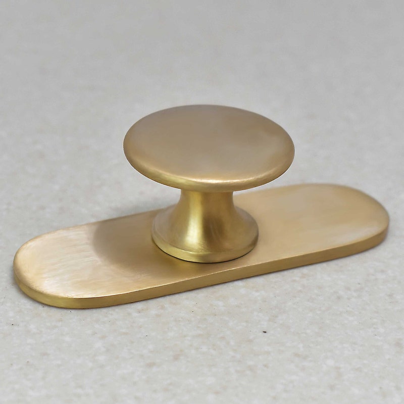 Vintage Knobs and Pulls - Etsy