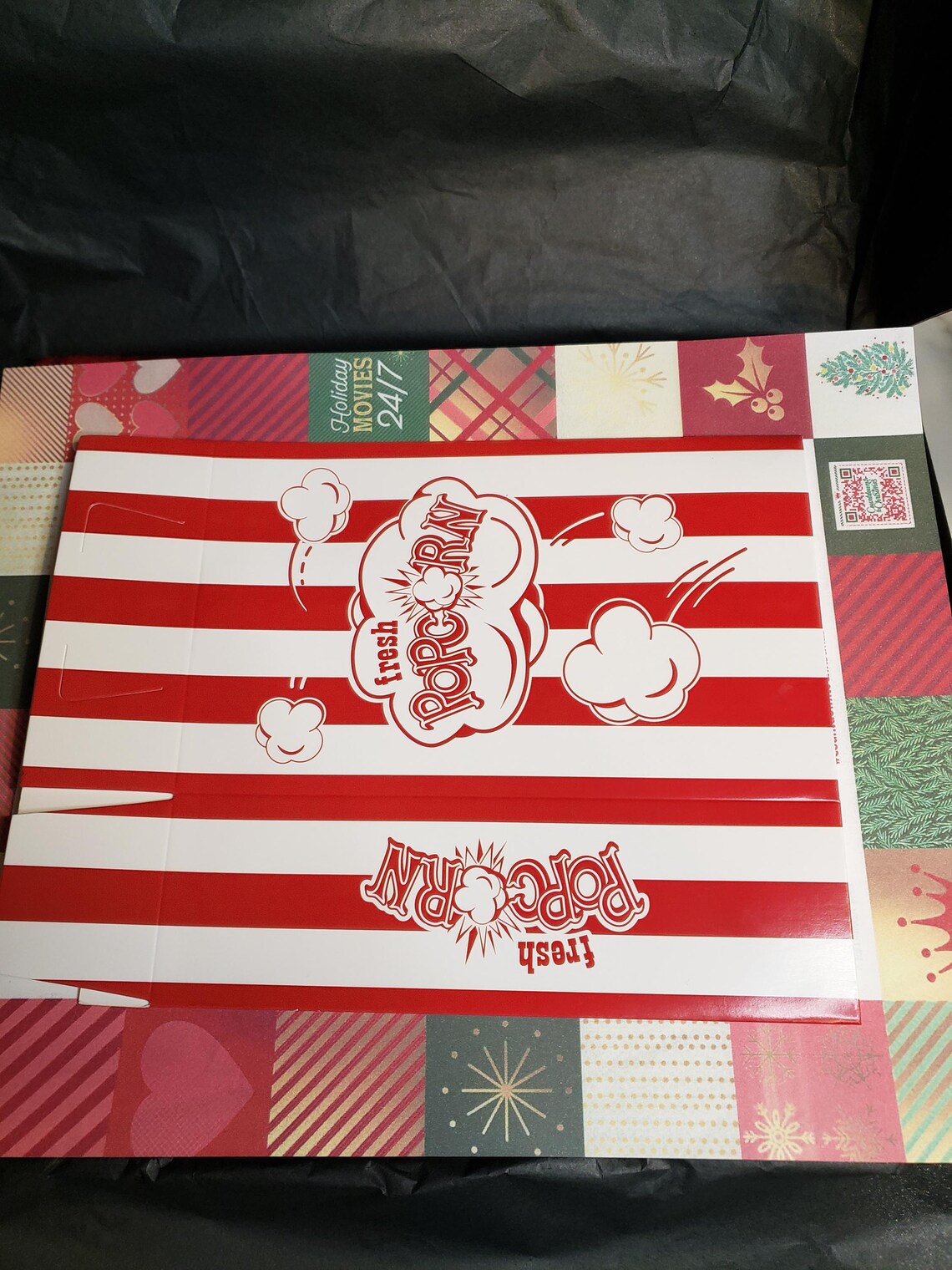 Hallmark Christmas Movie Watching Gift Box, Christmas Gift Blanket ...