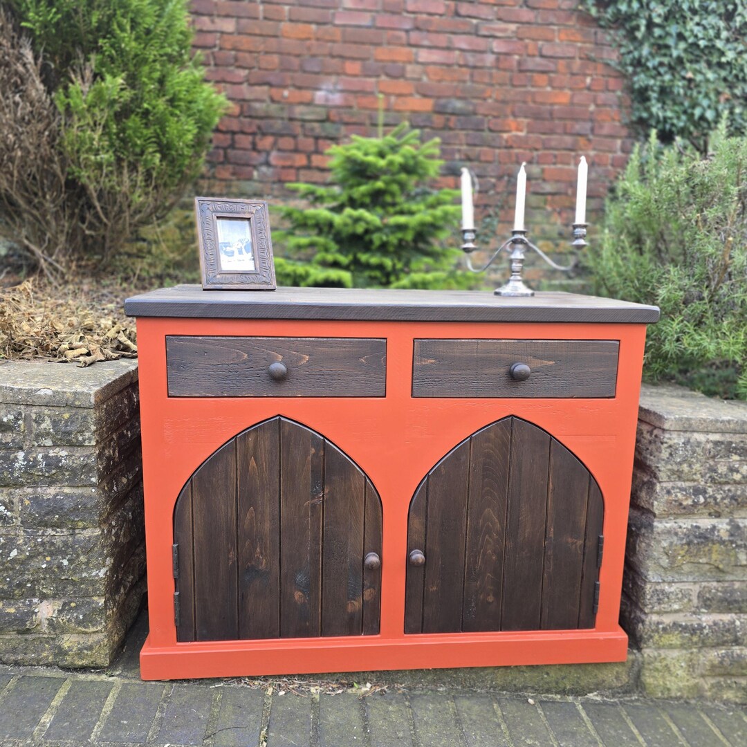 Hearthridge Gothic 2 Door 2 Drawer Cupboard. Freestanding Kitchen ...