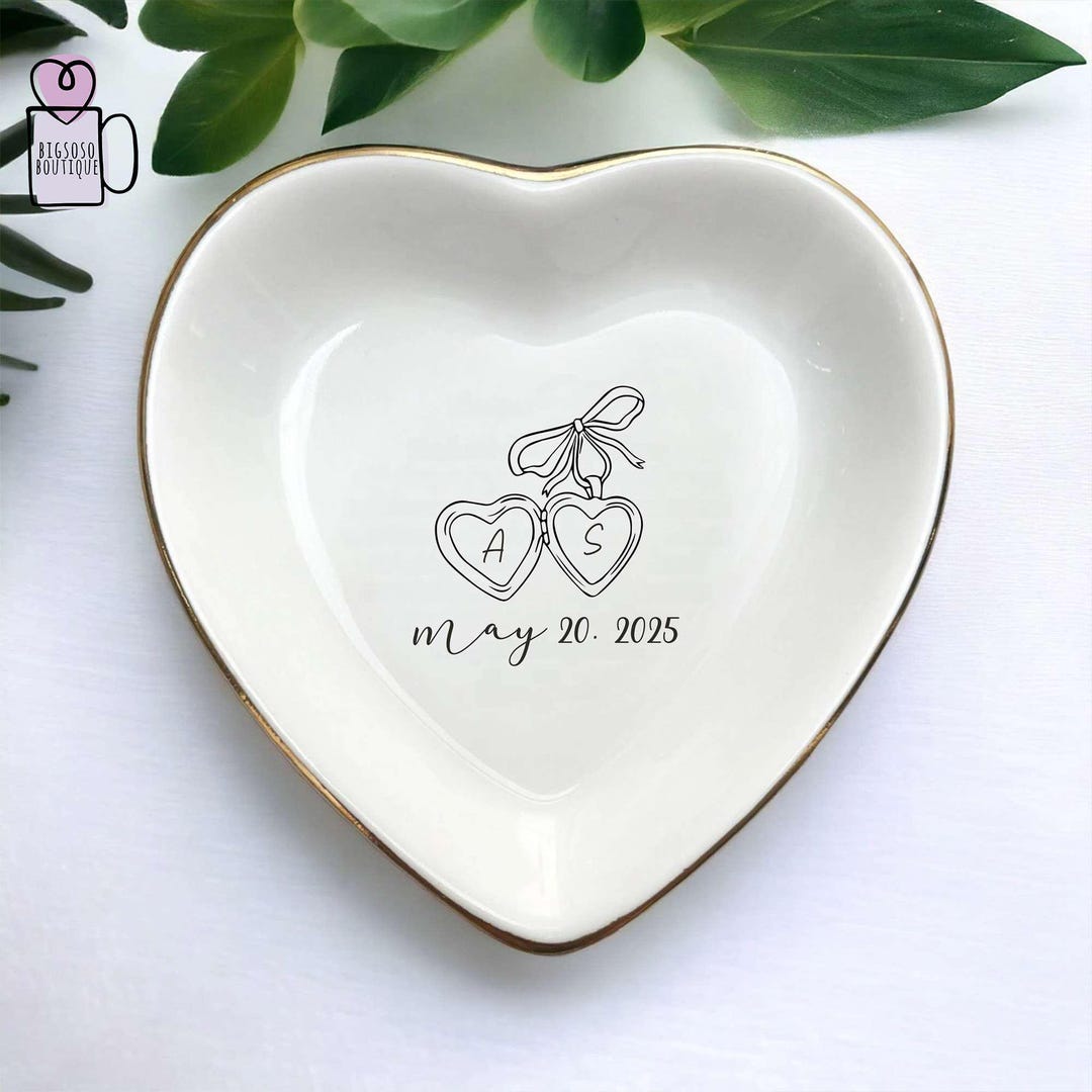 Personalized Groom Bride Dish, Locked Rings Dish, Gift for Bride ...