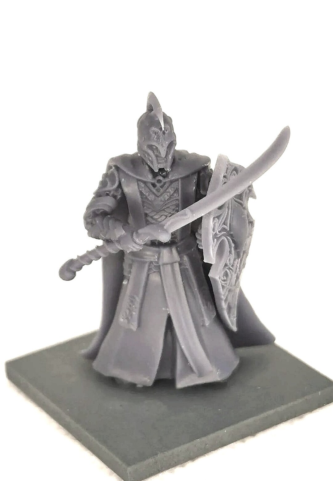 24 Rivendell Elves With Shields, Spears and Swords With Bases. 3 D ...